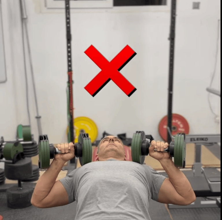 💪Entrenamiento de pecho con mancuernas: press banca